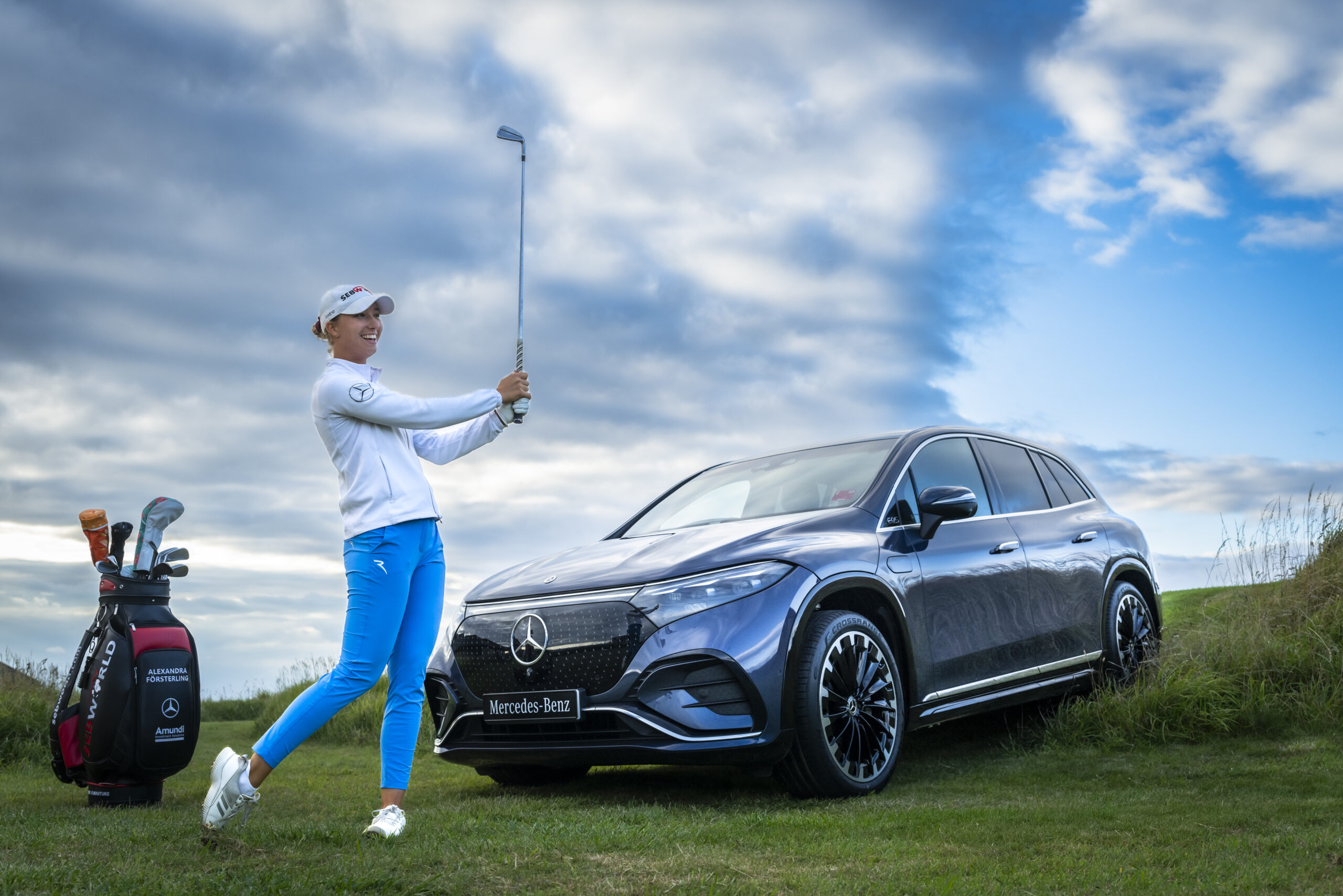 Mercedes-Benz celebró el inicio del AIG Women’s Open 2025 - Mas que estilo